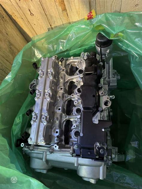 Land Rover Kita Pt204 Naujas Land Rover Benzininis Pt204 Variklis 221kw The Engin 2019 M