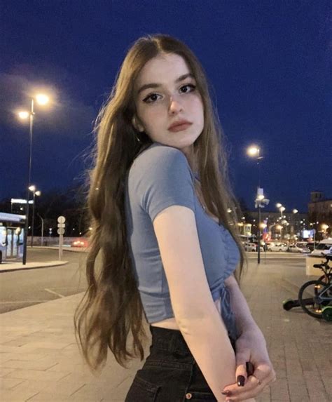 Icy R Whitegirlbeauty