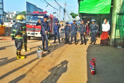 ဝေါမြို့မစျေးတွင် မီးဘေးအန္တရာယ် ကြိုတင်ကာကွယ်ရေး ဇာတ်တိုက်လေ့ကျင့