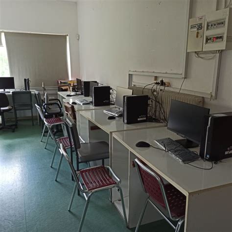 Εργαστήριο Η Υ 6ο Δημοτικό Σχολείο Ρεθύμνου