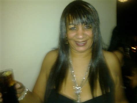 Lesley J6 51 From Manchester Is A Local Granny Looking For Casual Sex