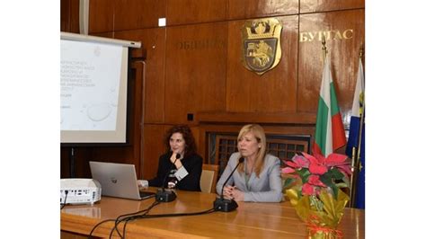 Културата влиза в кварталите на Бургас с фестивали и театрални турнета Хай Клуб