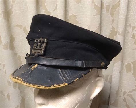 Yahooオークション 戦前日本・大学の角帽 制帽学生帽制服校章帽章旧