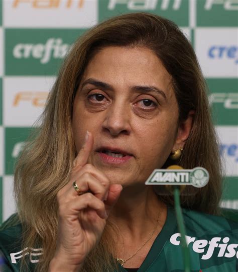 Leila explica ausência do Palmeiras em evento sobre a liga brasileira Não aguento mais fazer