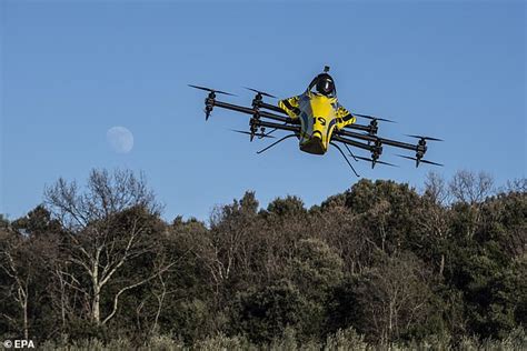 Incredible Manned Drone That Can Fly At 87 Mph With A Person On Board