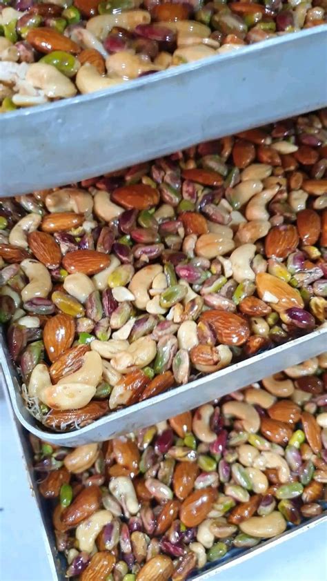 Nut Clusters Arabic Recipe Recipes Quick Meals Healthy Breakfast