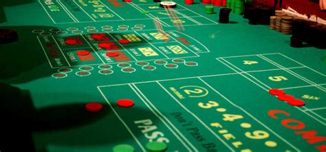 Les Jeux Dargent Et Les Dés Une Vieille Histoire Damour