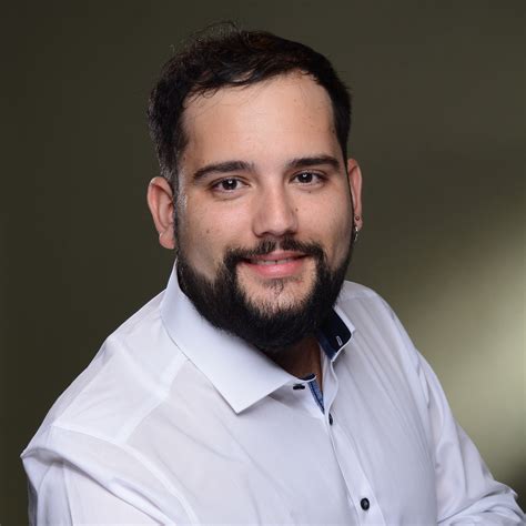Rodrigo Escobar Kunz Co Founder And Chief Operating Officer Green