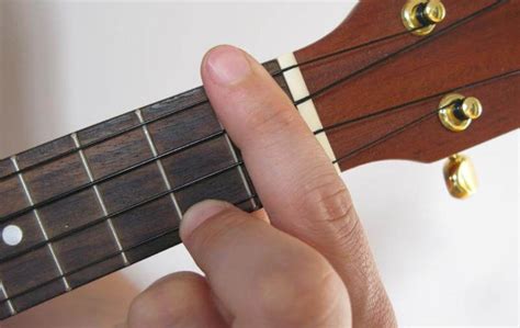 Master The Bb7 Ukulele Chord Easy Guide With Diagrams