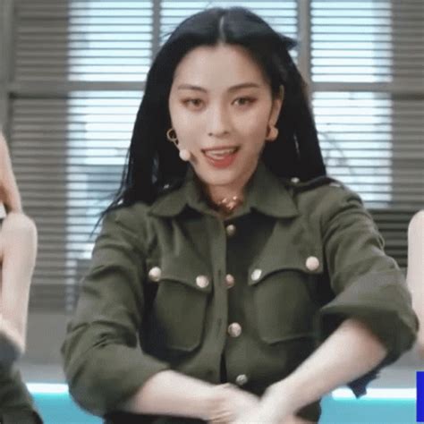 Ryujin Itzy Ryujin GIF Ryujin Itzy Ryujin Discover Share GIFs