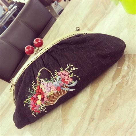 핸드메이드 프랑스자수 Embroidery 꽃바구니 클러치백 김해장유프랑스 자수수업드디어 완성완성하자마자