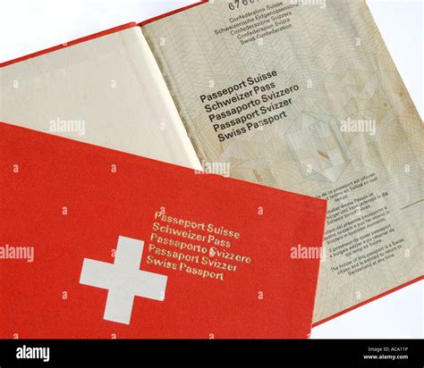 Schweizer Pass Fotos Und Bildmaterial In Hoher Auflösung Alamy