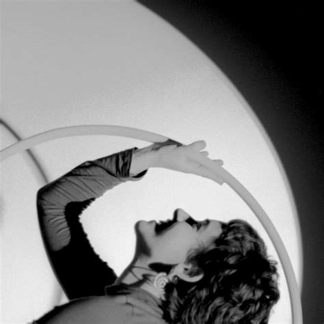 Sobre — Júlia Ebert Junqueira