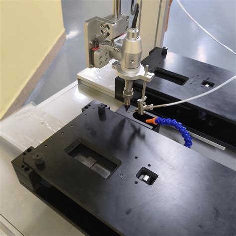 Soldering Robot For Electronic Product Auto Soldering With Auto Solder