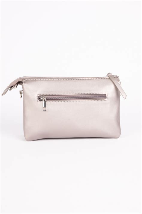 Cartera Sandy — Daniel Cassin Cartera Sandy — Daniel Cassin