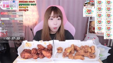 [클립]교촌치킨 허니콤보 레드콤보 고르곤치즈볼 타격감맛집 14먹어 15먹지마 소통먹방 아프리카tv Vod