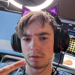 ItzSubz Age Family Bio Famous Birthdays