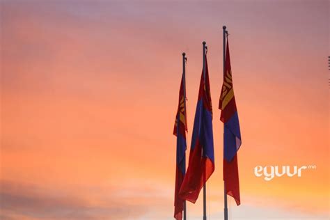 Энэ онд нийтээр 16 удаа амрах ч зургаа нь амралтын өдөр Eguur Mn