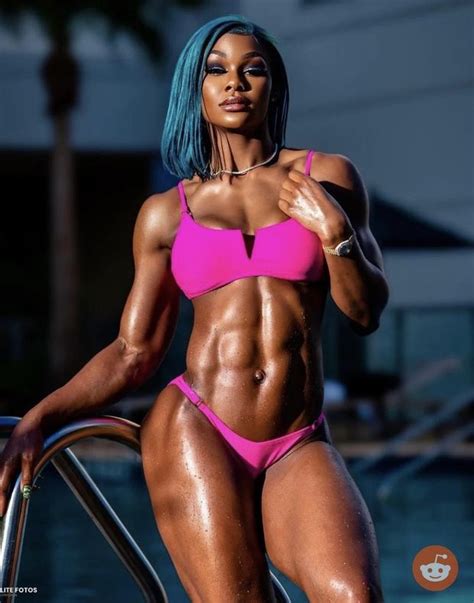 Photo Jade Cargill And Her Beautiful Abs