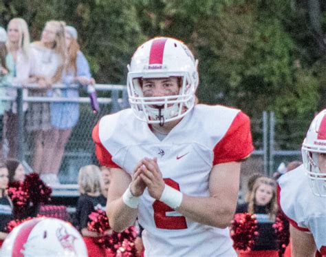 Kyle Stratton Dazzles With His Arm And Legs For Six Touchdowns In A 50 0 Whitehall Victory