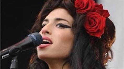 Lana Del Rey Didnt Feel Like Singing After Amy Winehouses Death