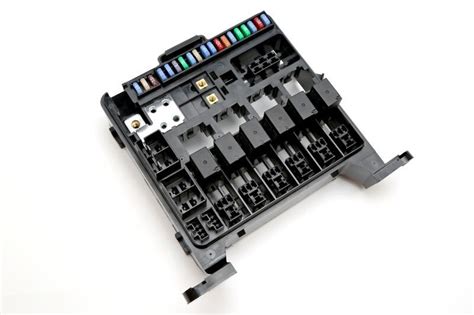 Buy Wholesale China Relay Fuse Block For Cars Marine Trucks Relay Fuse Box At USD 21 5