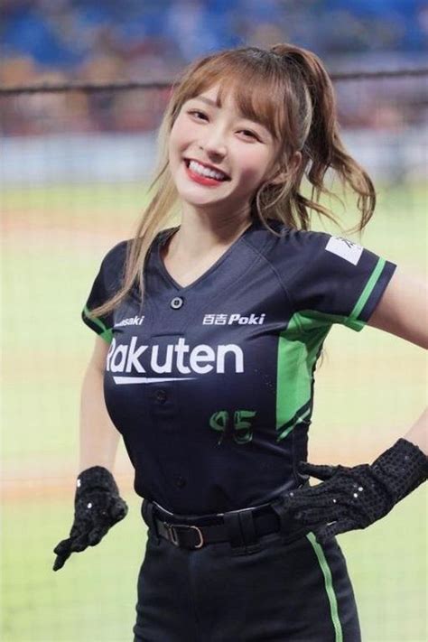 Thả rông vòng đứng nướng thịt gái xinh Đài Loan gây tranh cãi Người đẹp Việt Giải Trí