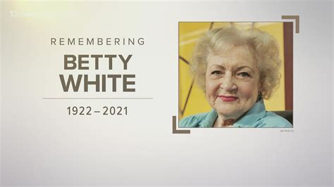 Betty White 2022