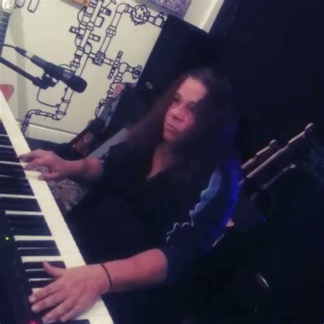 Kelle Playing The Gallery Youtube