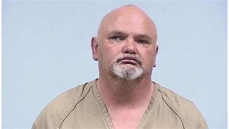 Police Sex Offender Arrested For Raping Indiana Amish Woman In Front