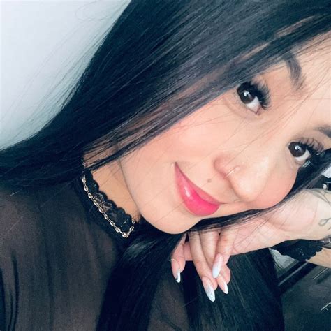 Pixie Anne Webcam Show