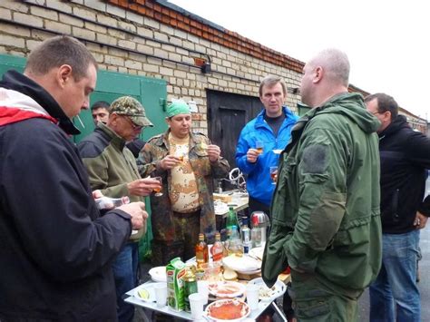 С 1 октября в РФ вступит в силу запрет на употребление спиртных напитков в гаражах