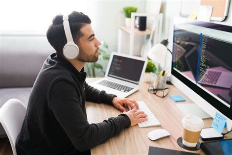 14 Best Computer Programming Courses To Upskill Your Career