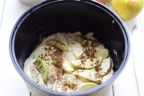 Пышная шарлотка с яблоками в мультиварке — рецепт с фото пошагово