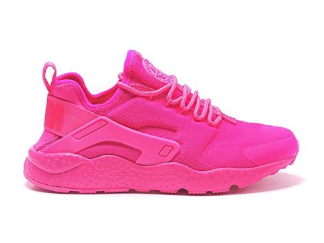 Беговые малиновые кроссовки Nike Air Huarache цены. Купить Nike Air ...