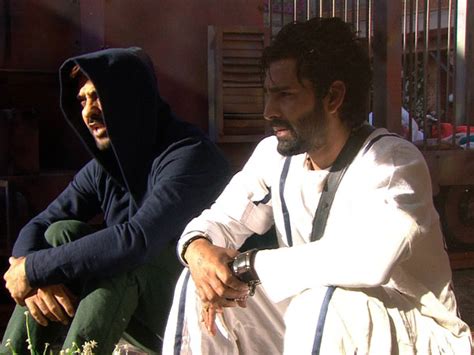 Bigg Boss 10 Spoiler Manveer Gujjar Wins Ticket To Finale Filmibeat