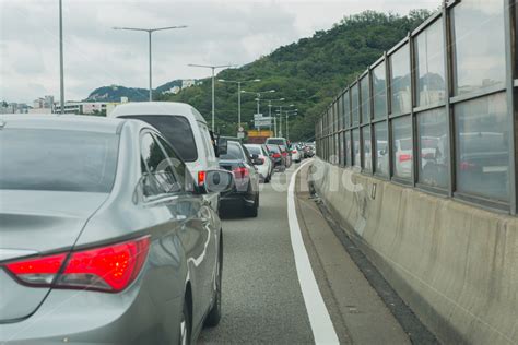 교통체증 교통 도로 Trafficjam 길막힘 사진이미지일러스트캘리그라피 Photoofyusoo작가