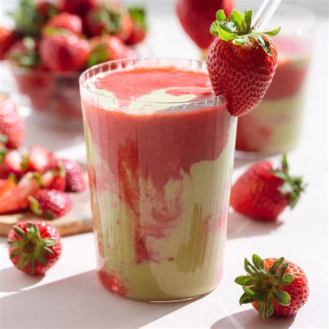 Strawberry Matcha Smoothie The Healthful Ideas