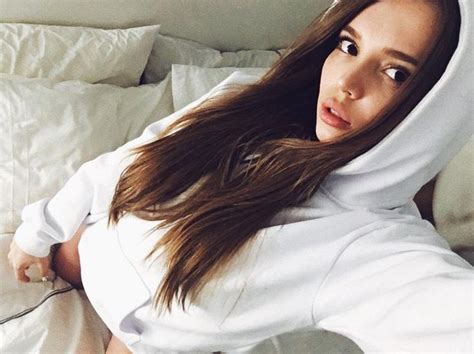 Hexxx Face Pin 63736832