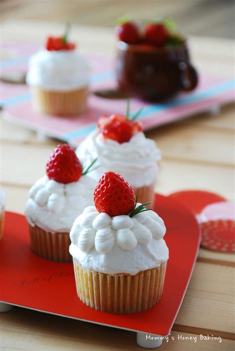 딸기컵케이크 만들기