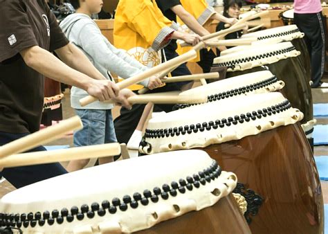 和太鼓教室で夢中になれる趣味と抜群のストレス発散法と出会える｜ren神戸｜和太鼓教室から和太鼓演奏まで、神戸で活躍する和太鼓グループren神戸