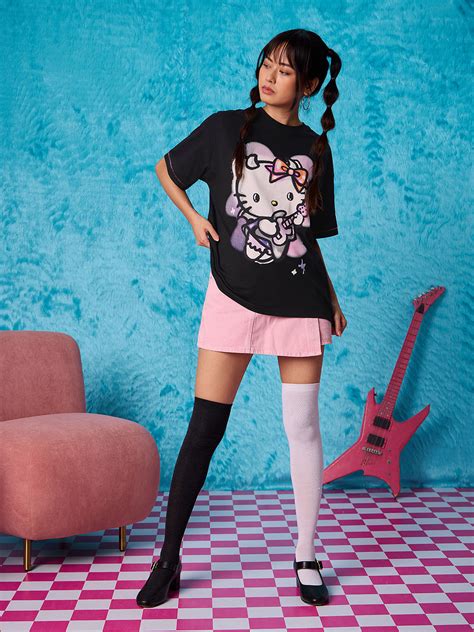 Buy Hello Kitty Rockstar Women Oversized T Shirts Online