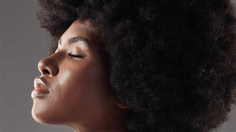 Everything You Need To Know About Alpha Hydroxy Acid Essence