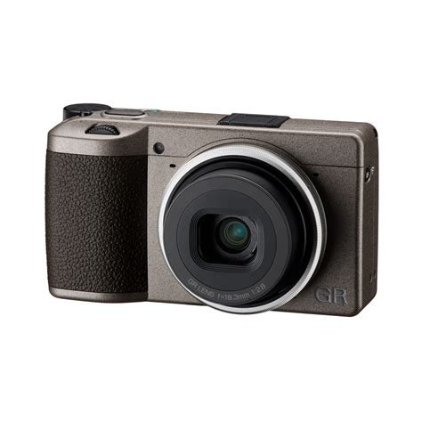 Ricoh GR III | Официальный магазин Pentax (Ricoh Imaging) в России