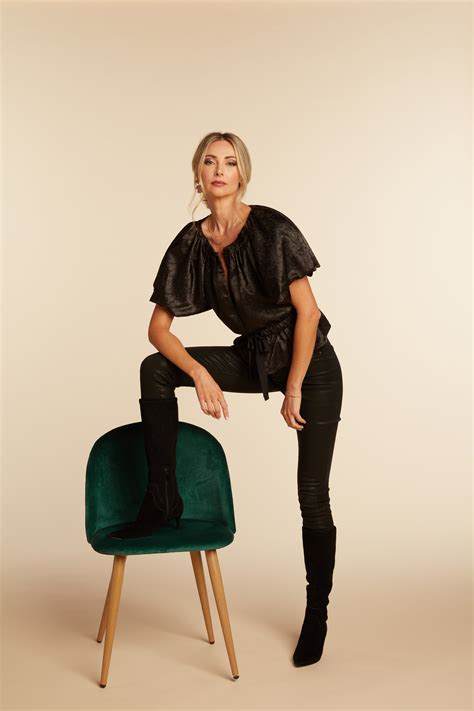 Tabitha Blouse Black Trish Scully