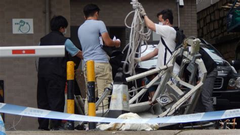 吊船20樓天台墮地致兩名工人不治 涉事公司及董事被控15罪 7月再訊 星島日報