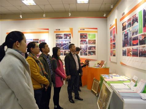 机关党委组织参观“去极端化”宣传教育工作展 部门动态 新疆维吾尔自治区住房和城乡建设厅