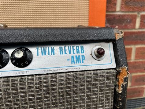 Vintage 1970 Fender Twin Reverb Silverface Amplifier Combo