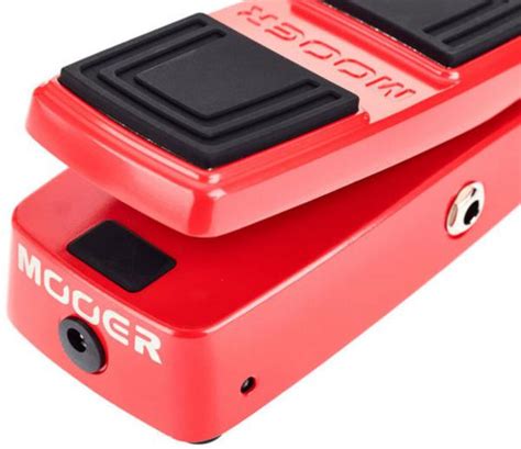 Mooer Pitch Step Harmonizer effect pedal