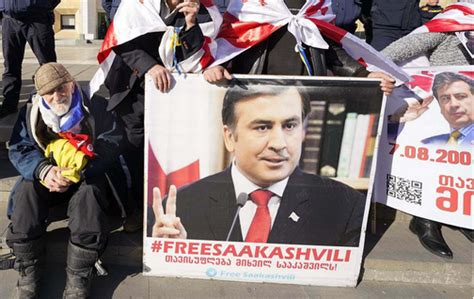 მთავრობის ადმინისტრაციასთან მიხეილ სააკაშვილის მხარდამჭერი აქცია „თავისუფლება მიშას